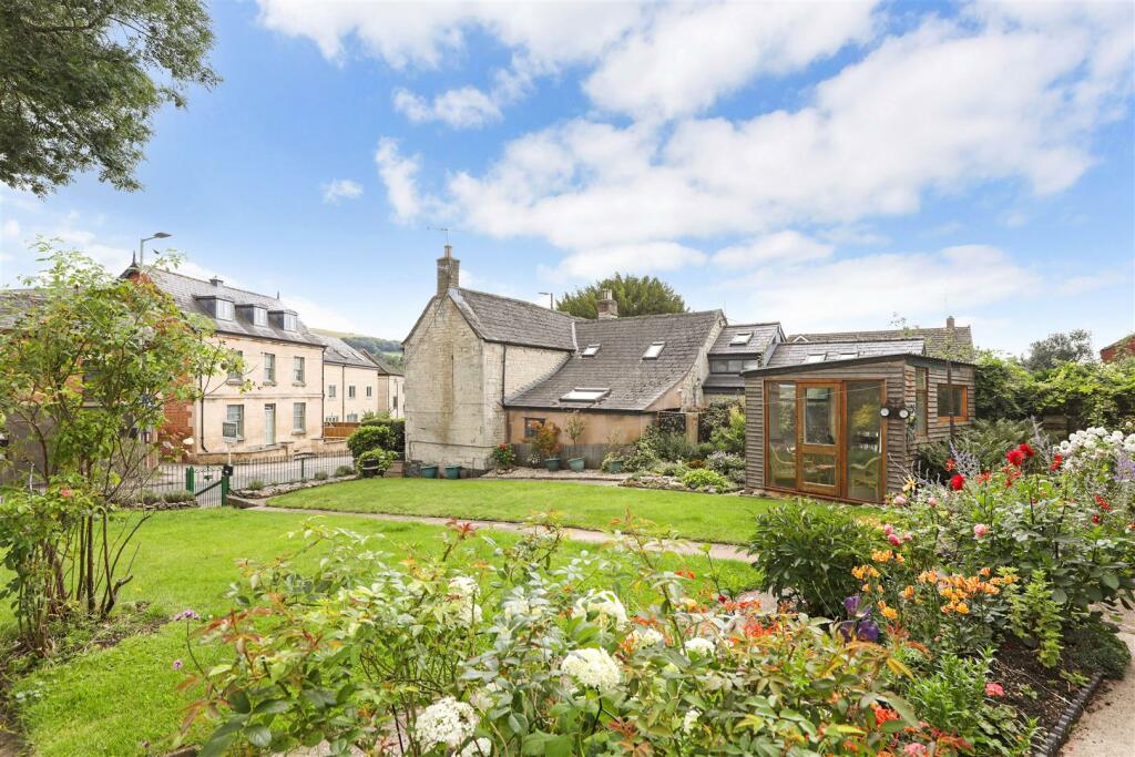 Ebley Cottage - Whitaker Seager